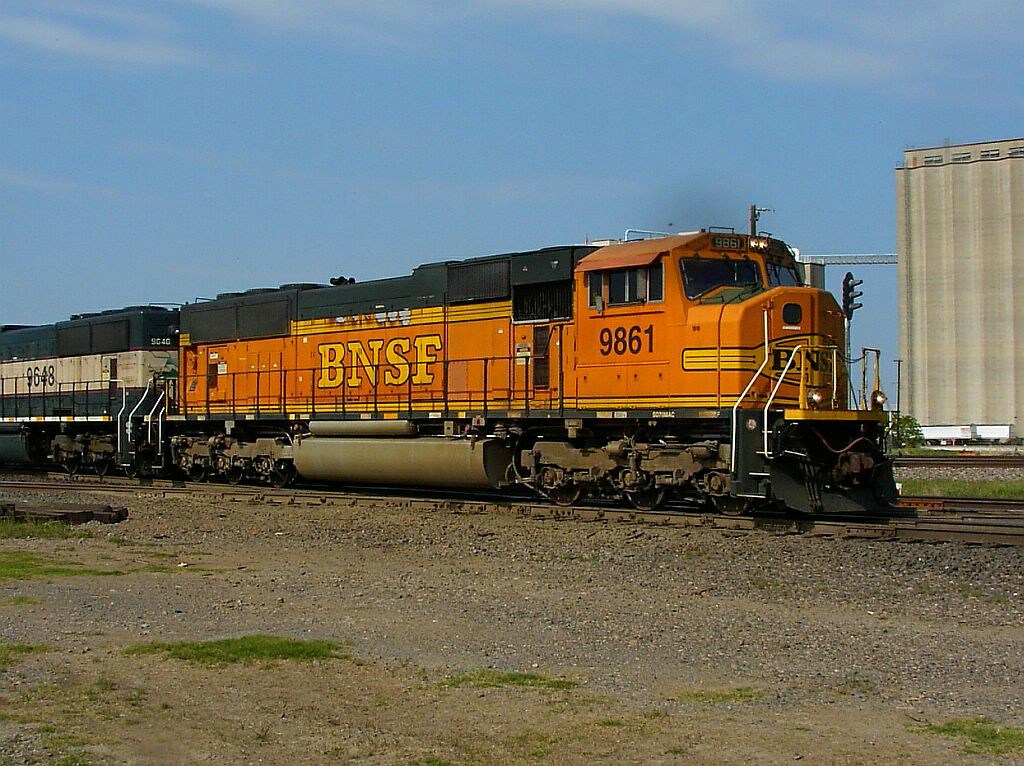 BNSF 9861
